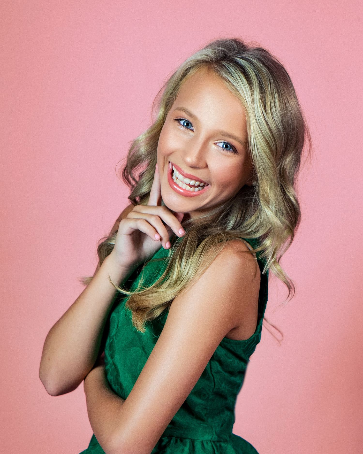 Bailey Watts by Luckett Portrait Studio